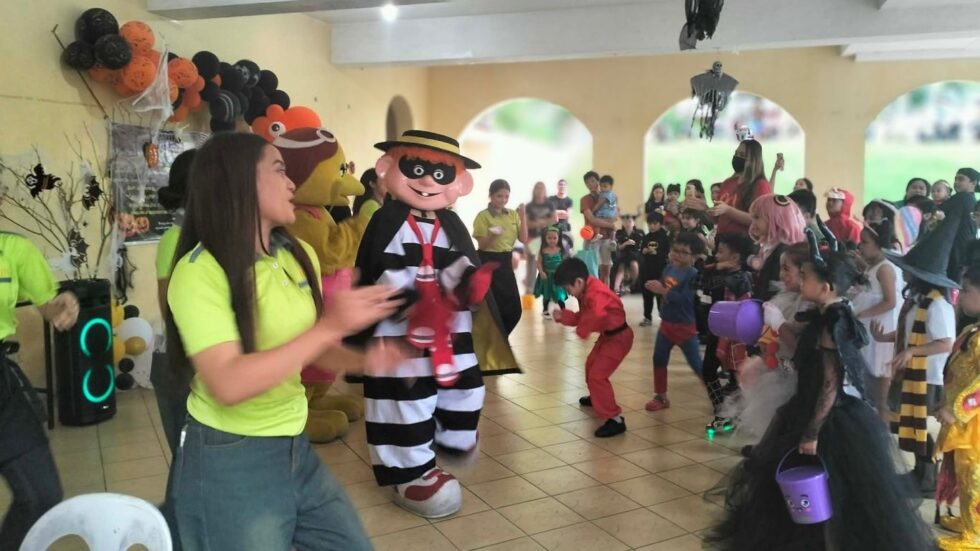 HOA Activites: "Building Communities Beyond Property Management ...